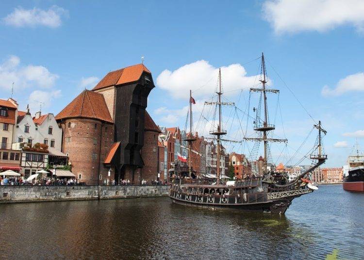 The Colors of Poland: Understanding the Nation’s Iconic Symbols